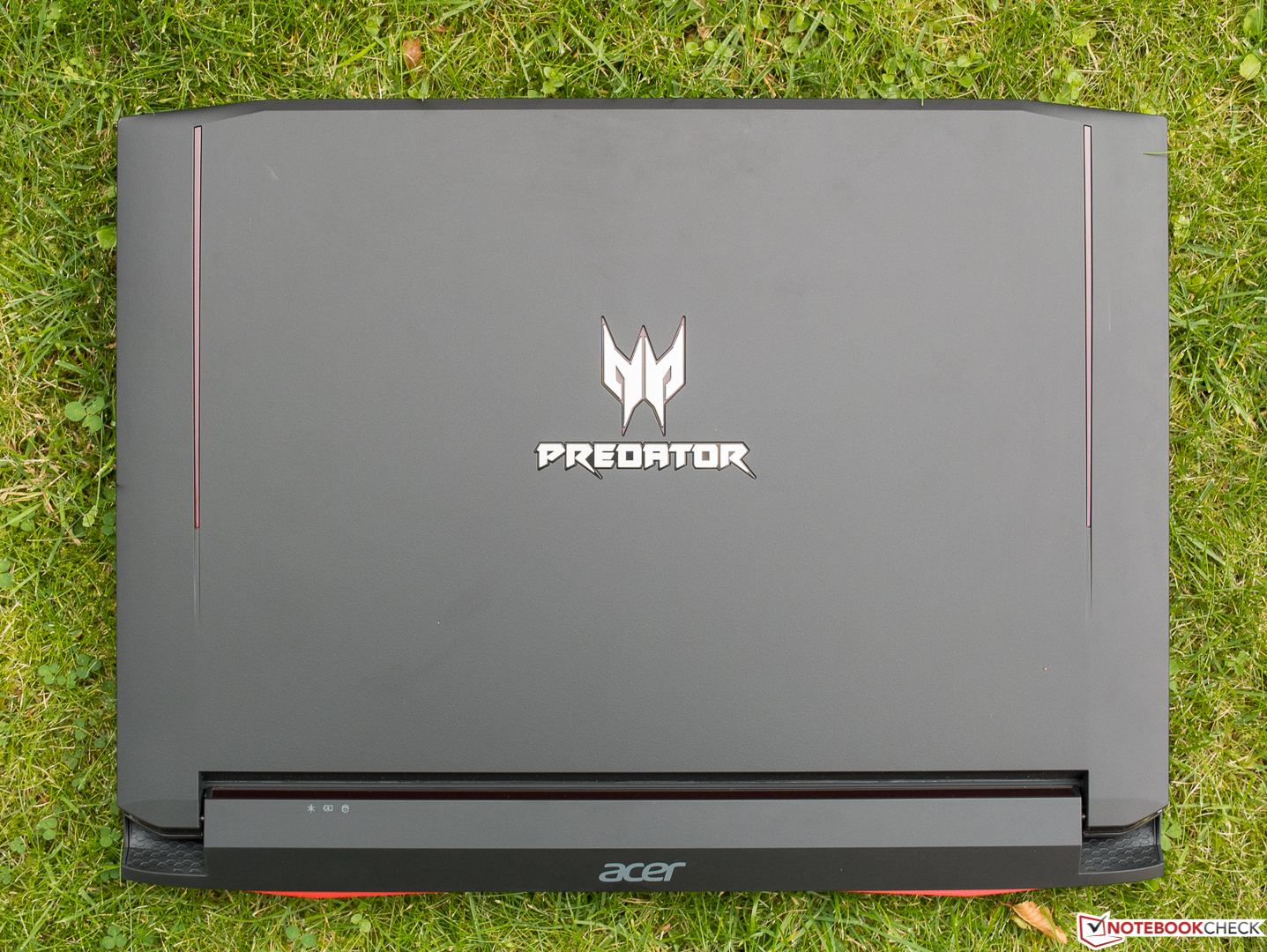 Breve análisis del Acer Predator 17 G9-793 - Notebookcheck.org Analisis