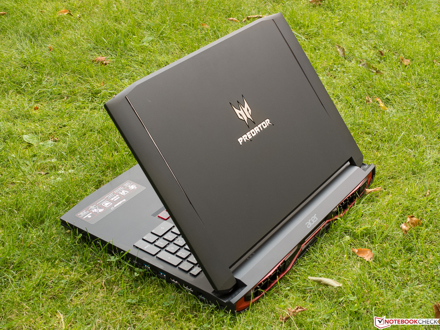 Breve análisis del Acer Predator 17 G9-793 - Notebookcheck.org Analisis