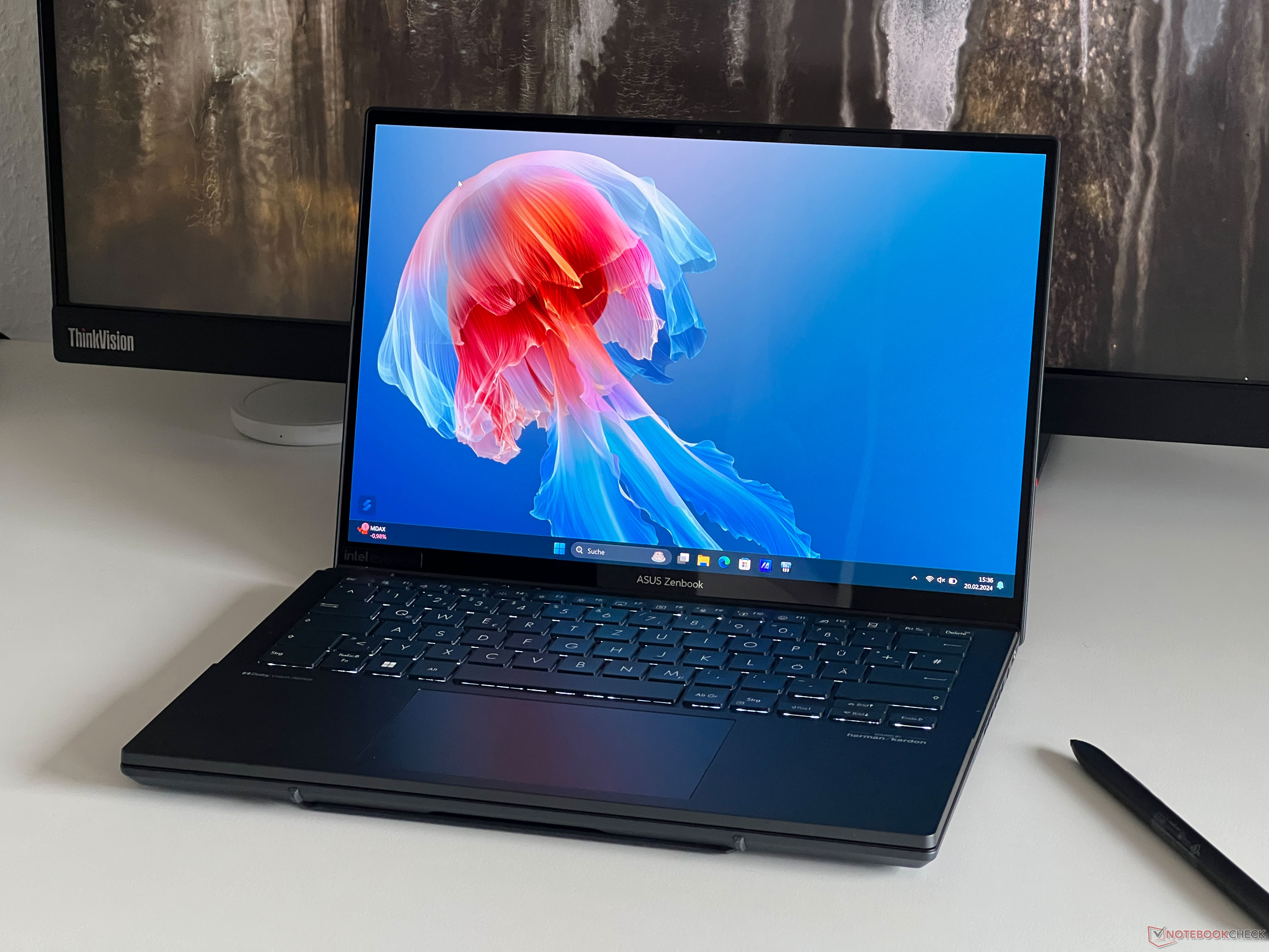 Asus Zenbook Duo OLED (2024) actualmente el mejor dispositivo ...