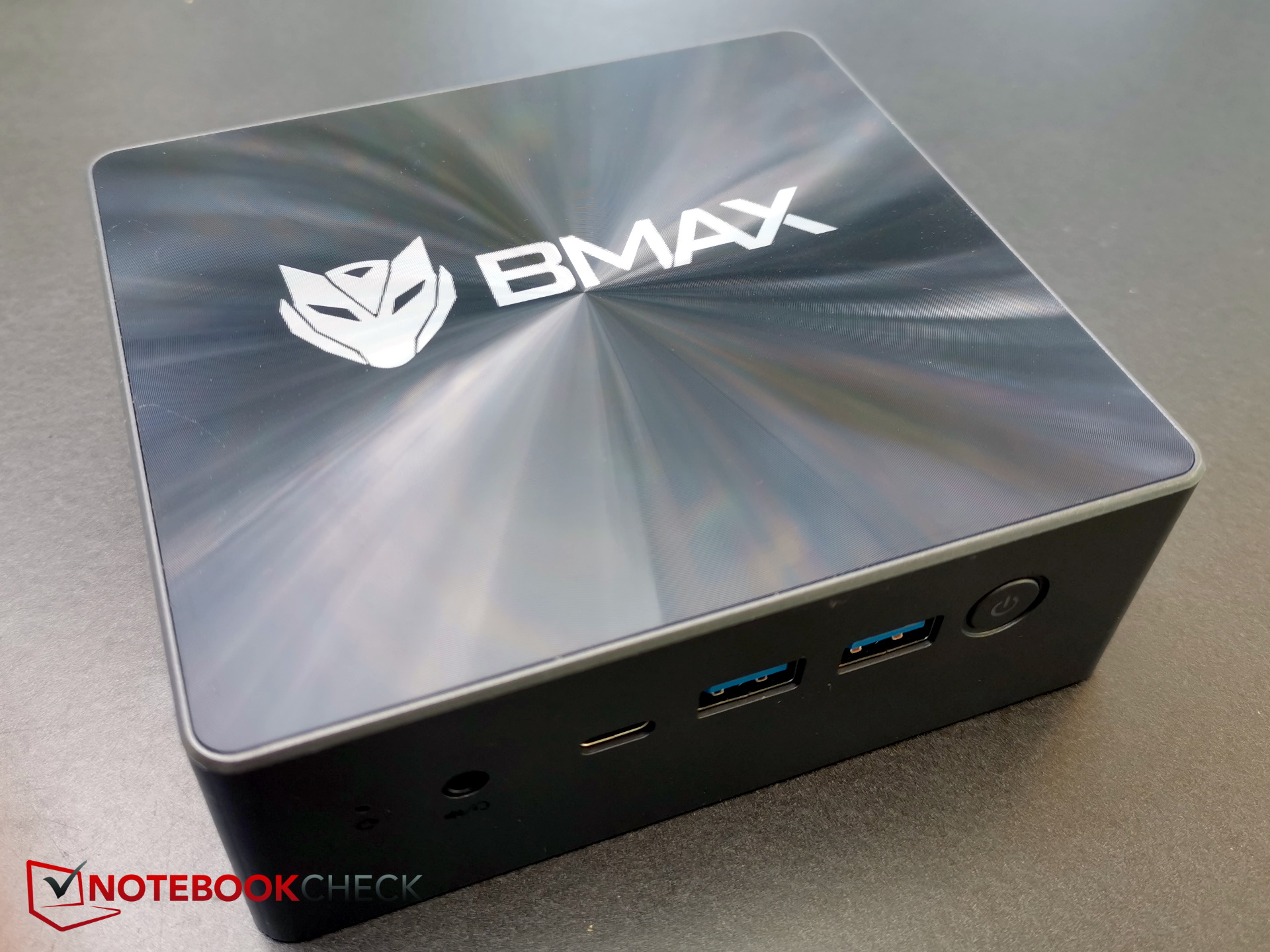 Análisis del BMAX B7 Power: Un mini PC frugal con Intel Core i7 por 400 ...