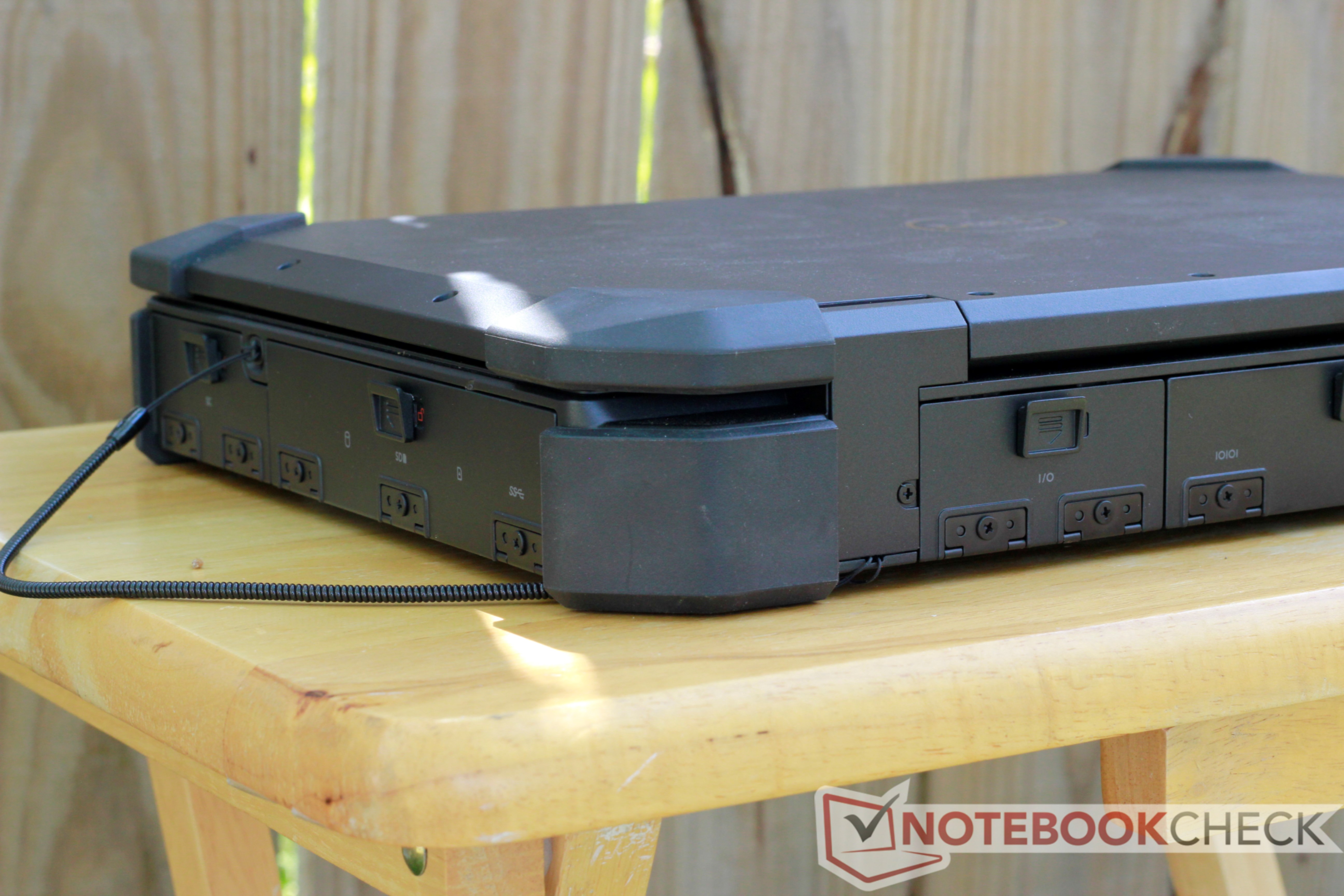 Review del Dell Latitude 7424 Rugged Extreme (i7-8650U, RX540 ...