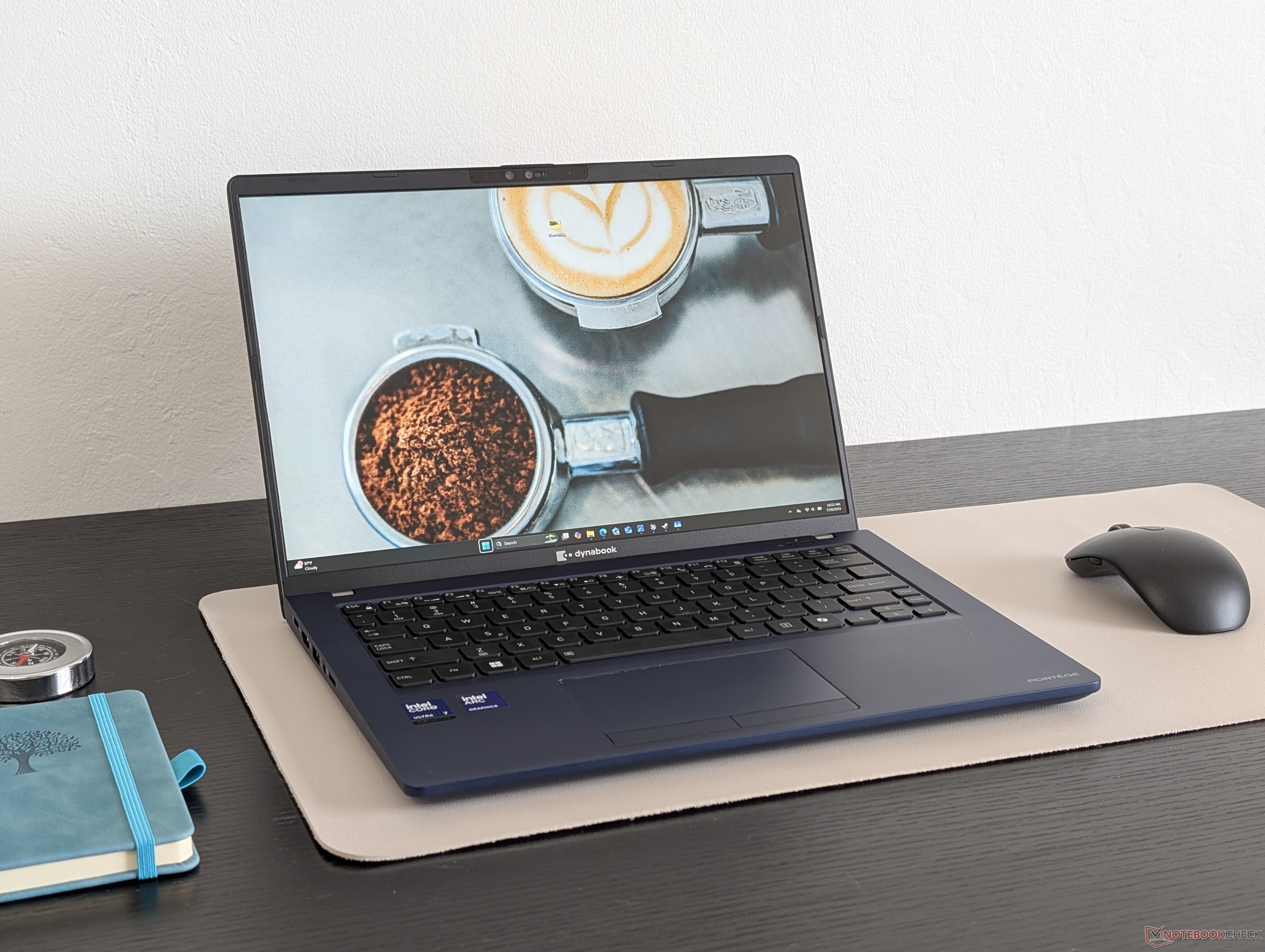 Análisis del portátil Dynabook Portege Z40L-N: Más ligero de lo que ...