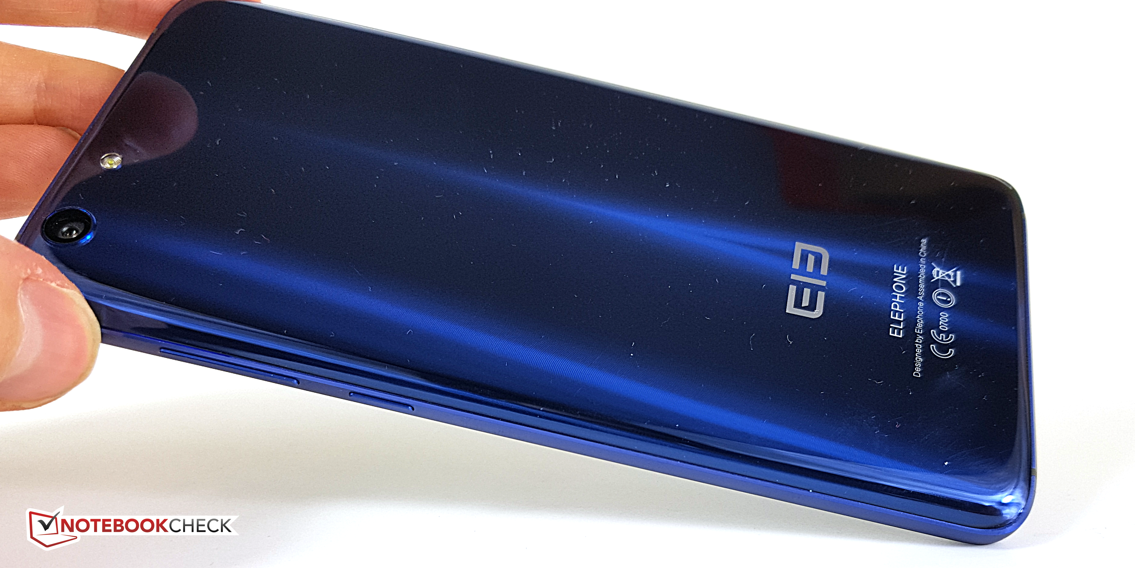 Breve análisis del Smartphone ElePhone S7 - Notebookcheck.org