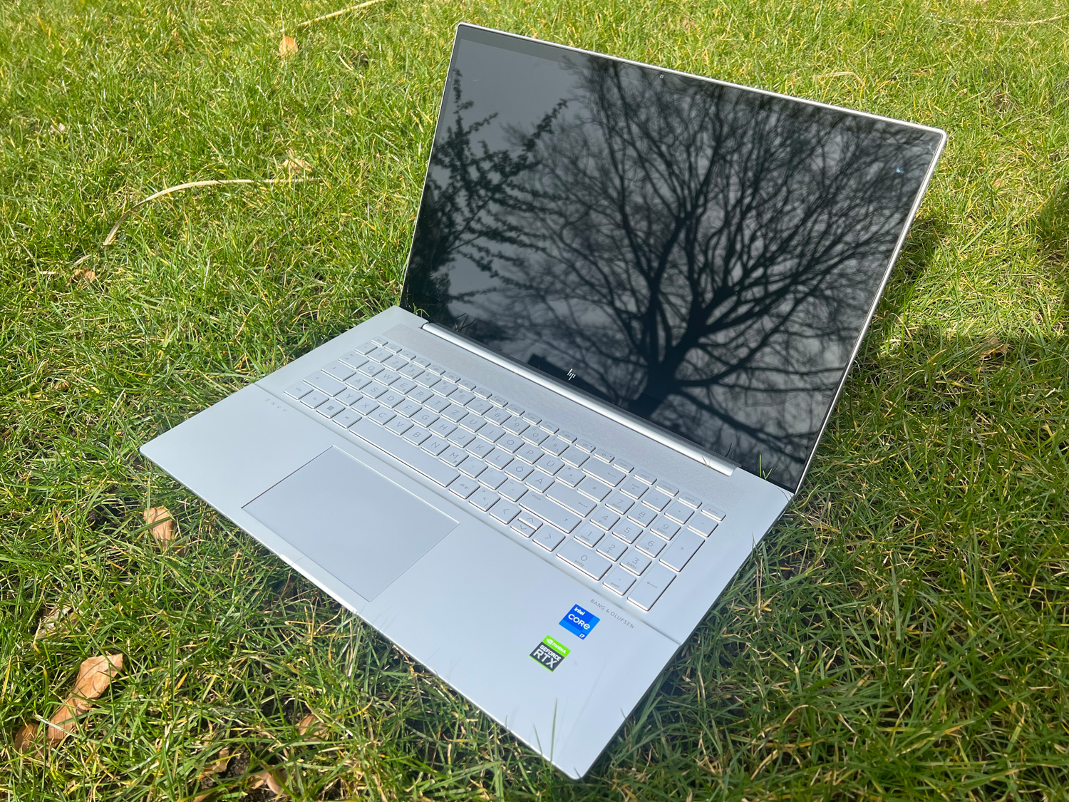 Análisis del portátil HP Envy 17: GeForce La GPU juega en la elegante ...