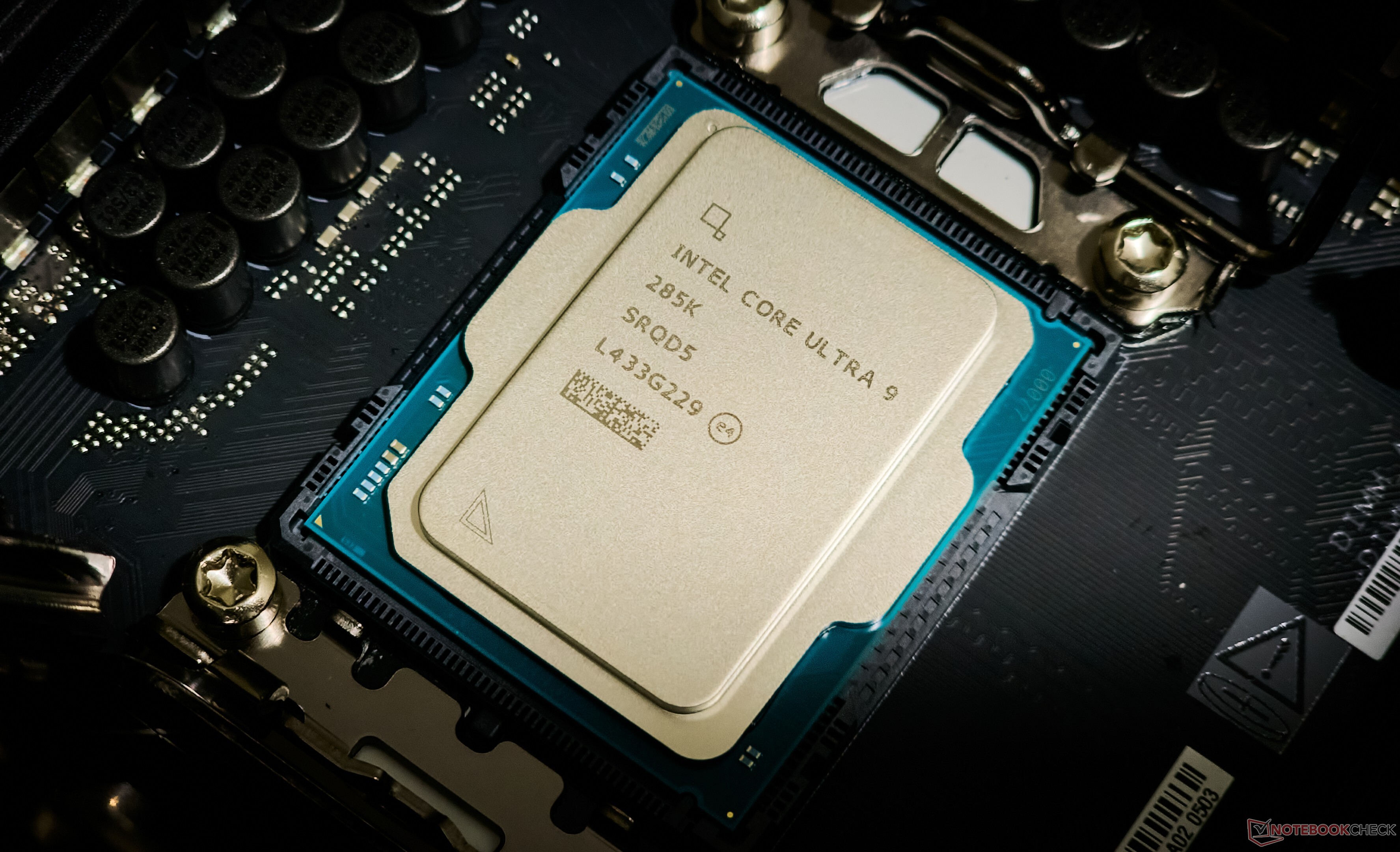 Análisis del Intel Core Ultra 9 285K Arrow Lake-S: la CPU de 589 dólares sacrifica la corona de ...