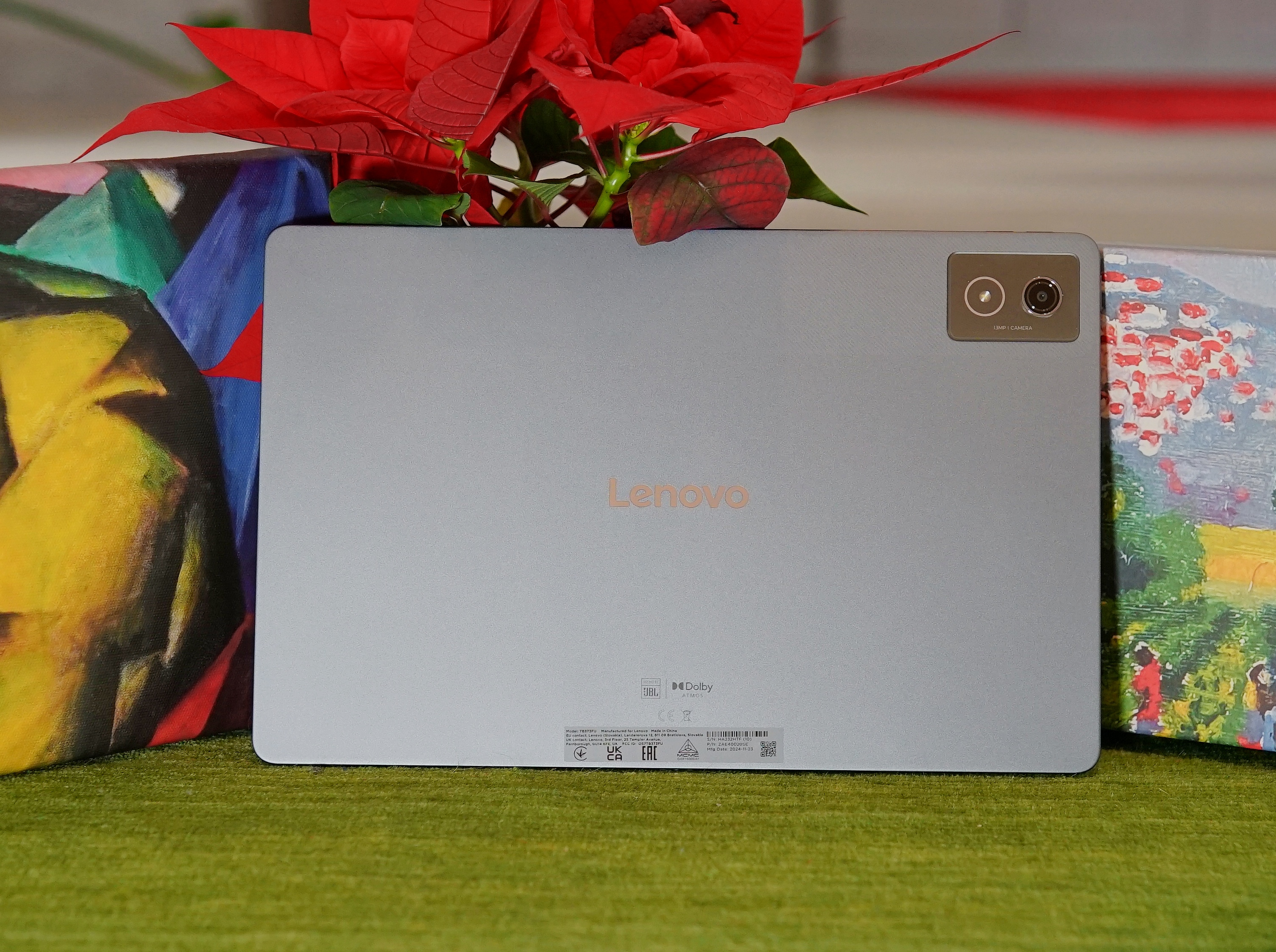 Lenovo Idea Tab Pro: Gigantesca tableta de alta calidad por poco dinero ...