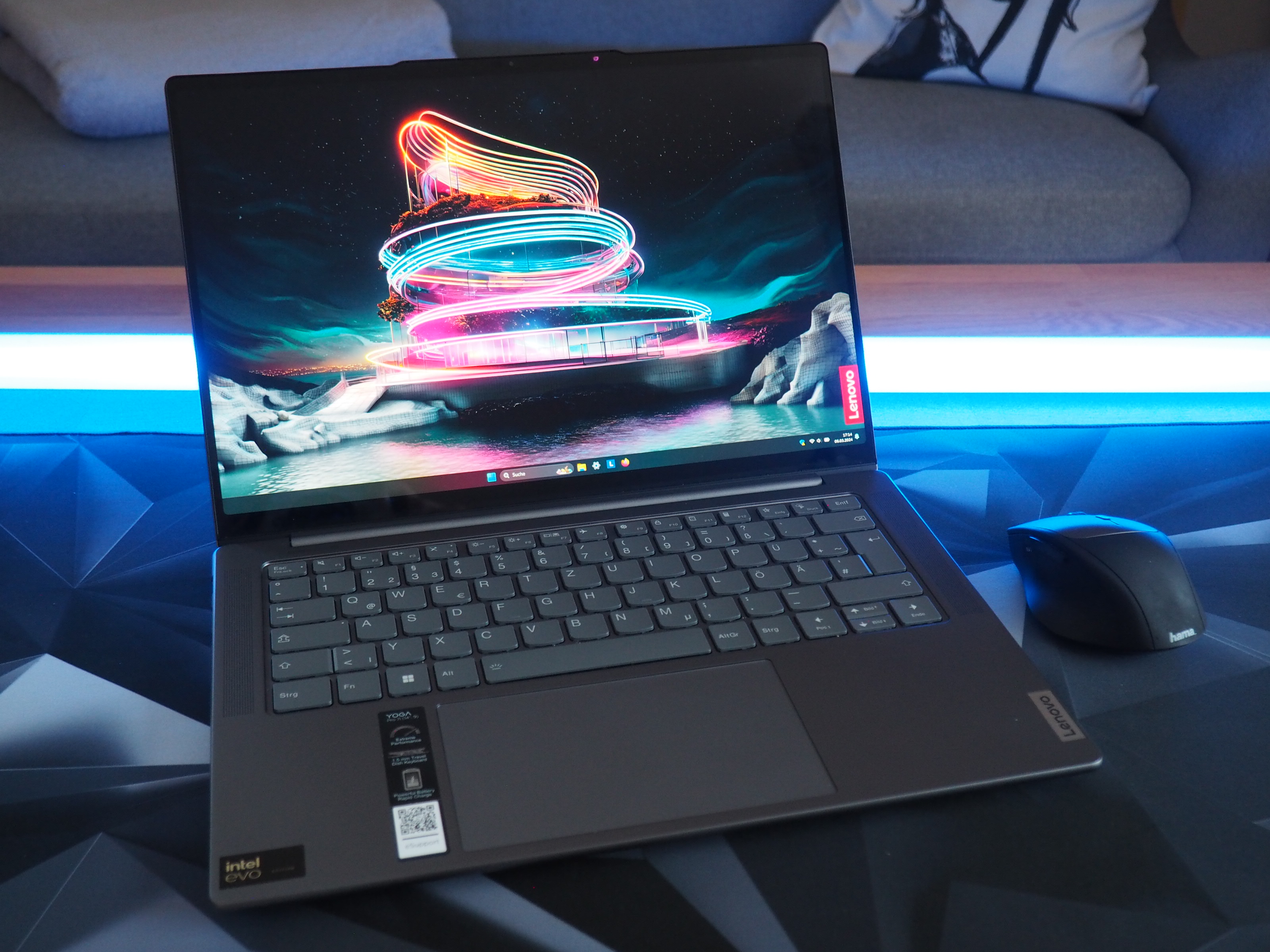 Análisis del portátil Lenovo Yoga Pro 7 14: Intel Arc se enfrenta a ...