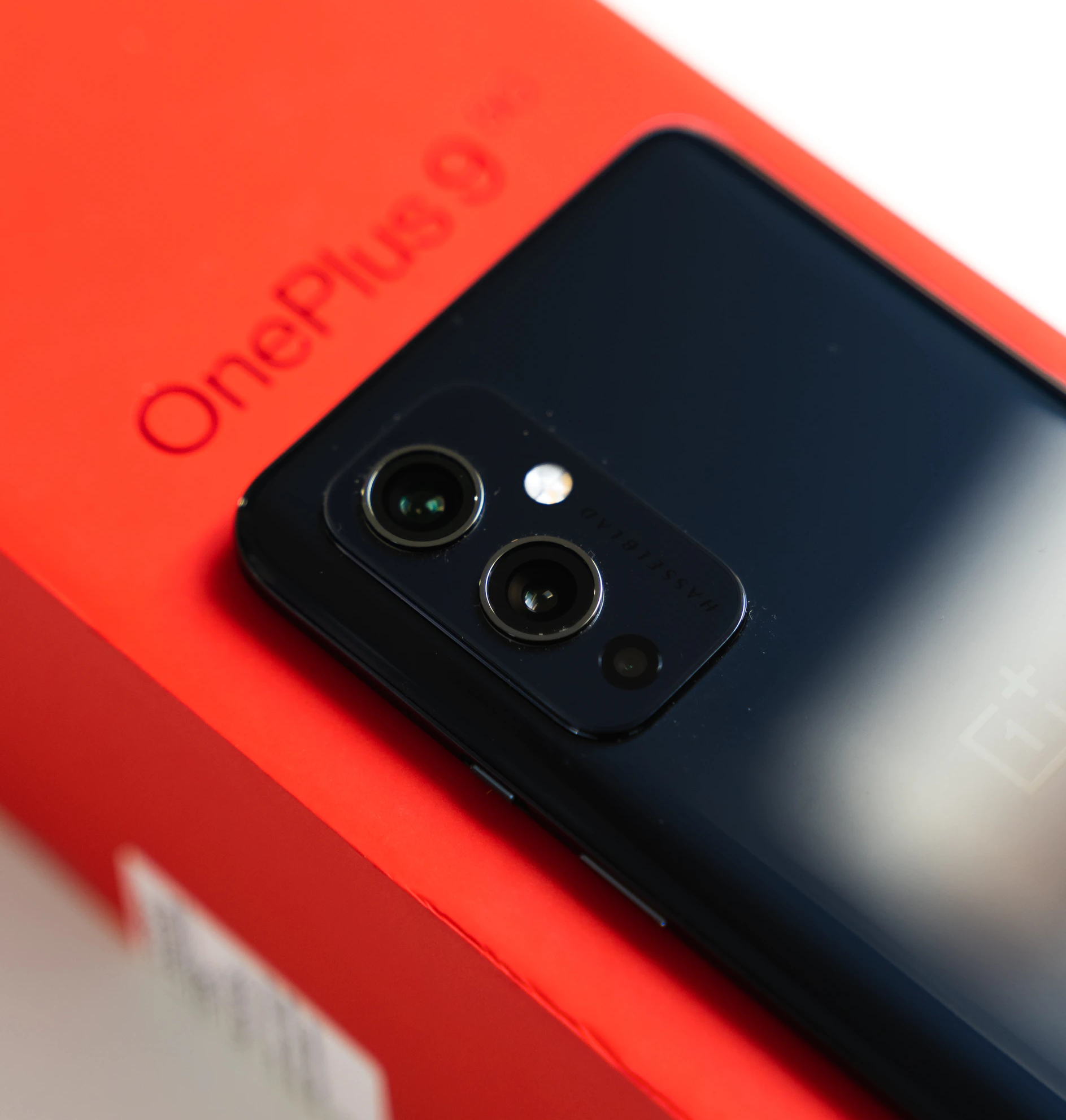 El OnePlus 9 y el OnePlus 9 Pro reciben nuevas funciones con sus ...