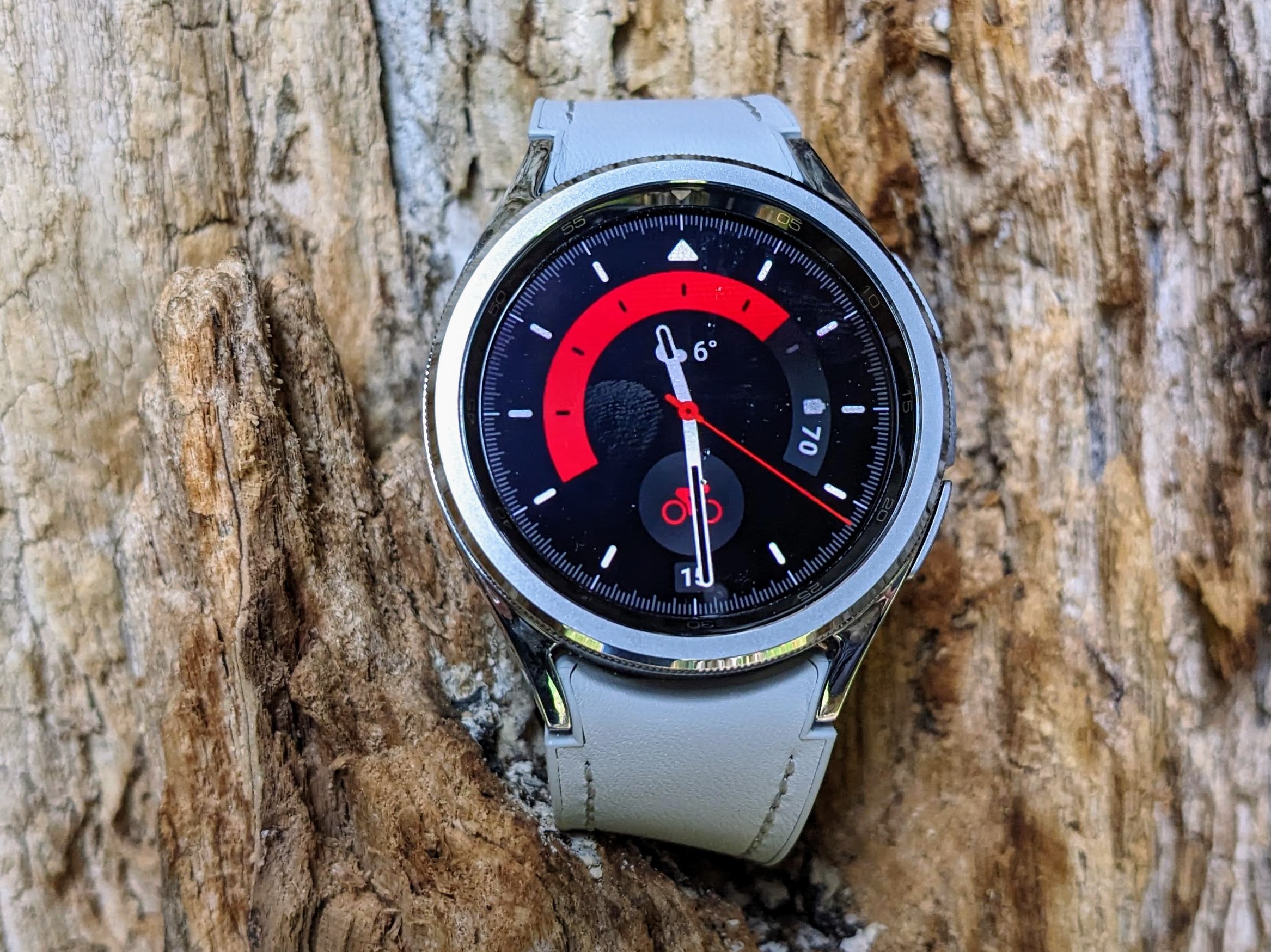 Samsung Galaxy Watch6 Classic 43 mm LTE smartwatch in review - El ...