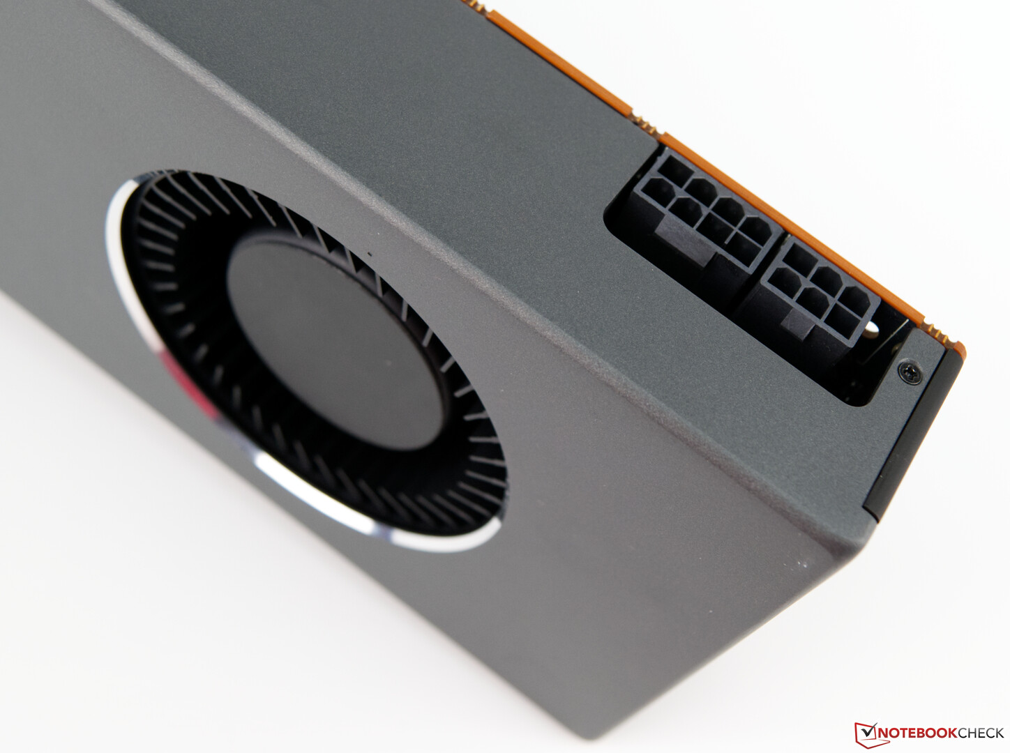 Review de AMD Radeon RX 5700: ¿Con 7 nm de éxito? - Notebookcheck.org