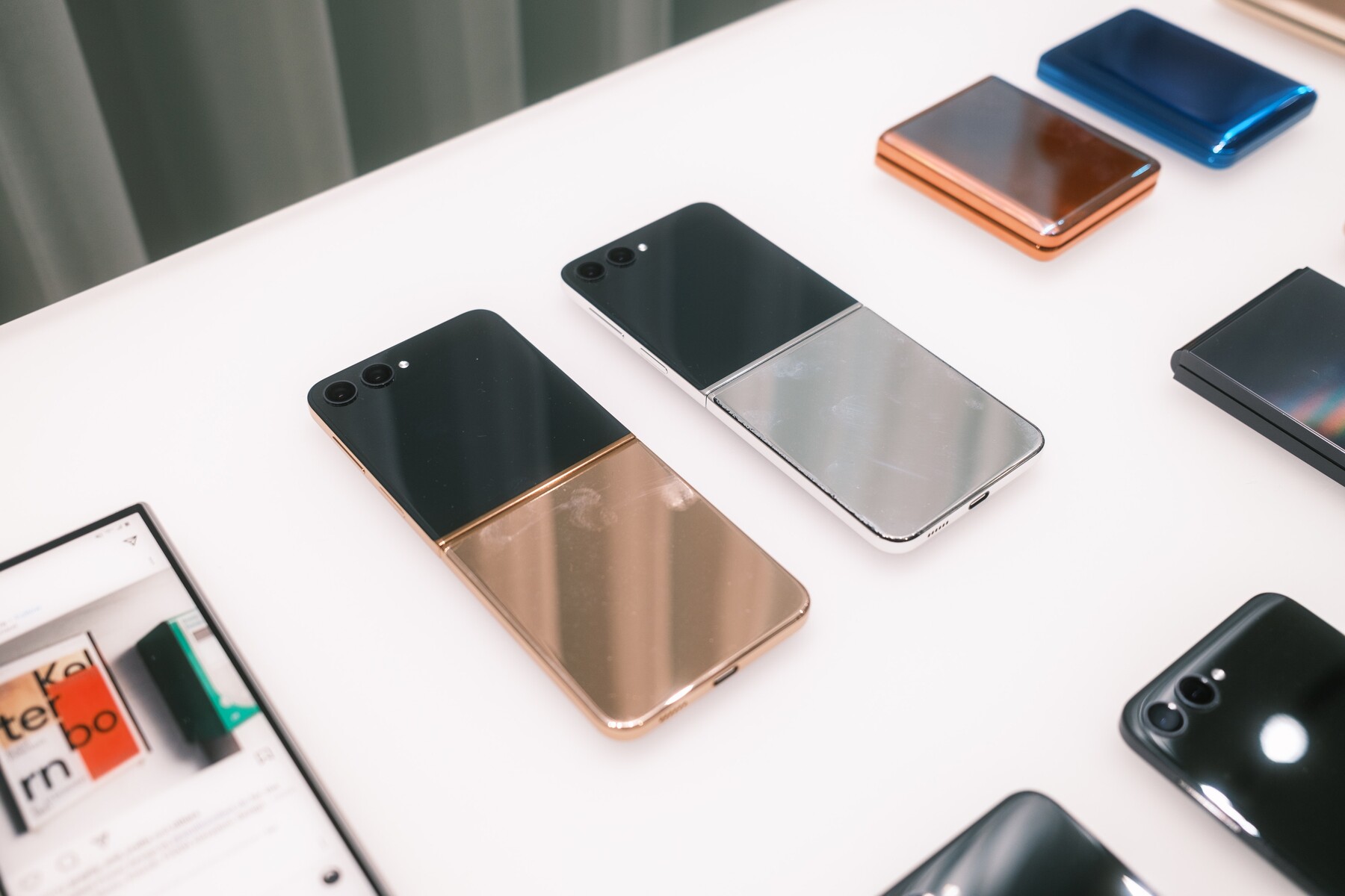 Samsung muestra lo que podría haber sido con los prototipos Galaxy Z ...