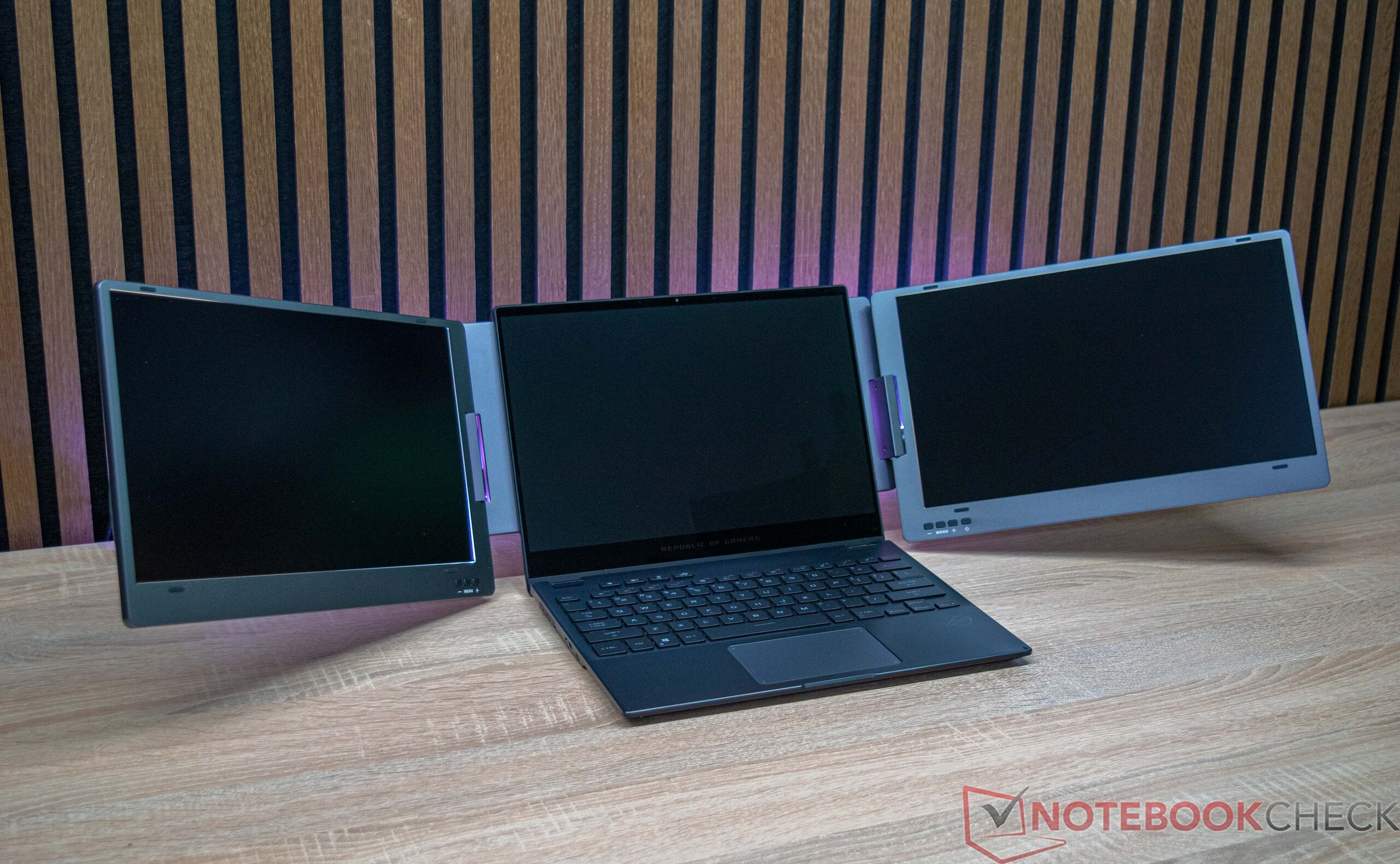 Reseña del monitor dual KYY X90A: La ampliación de sobremesa portátil ...