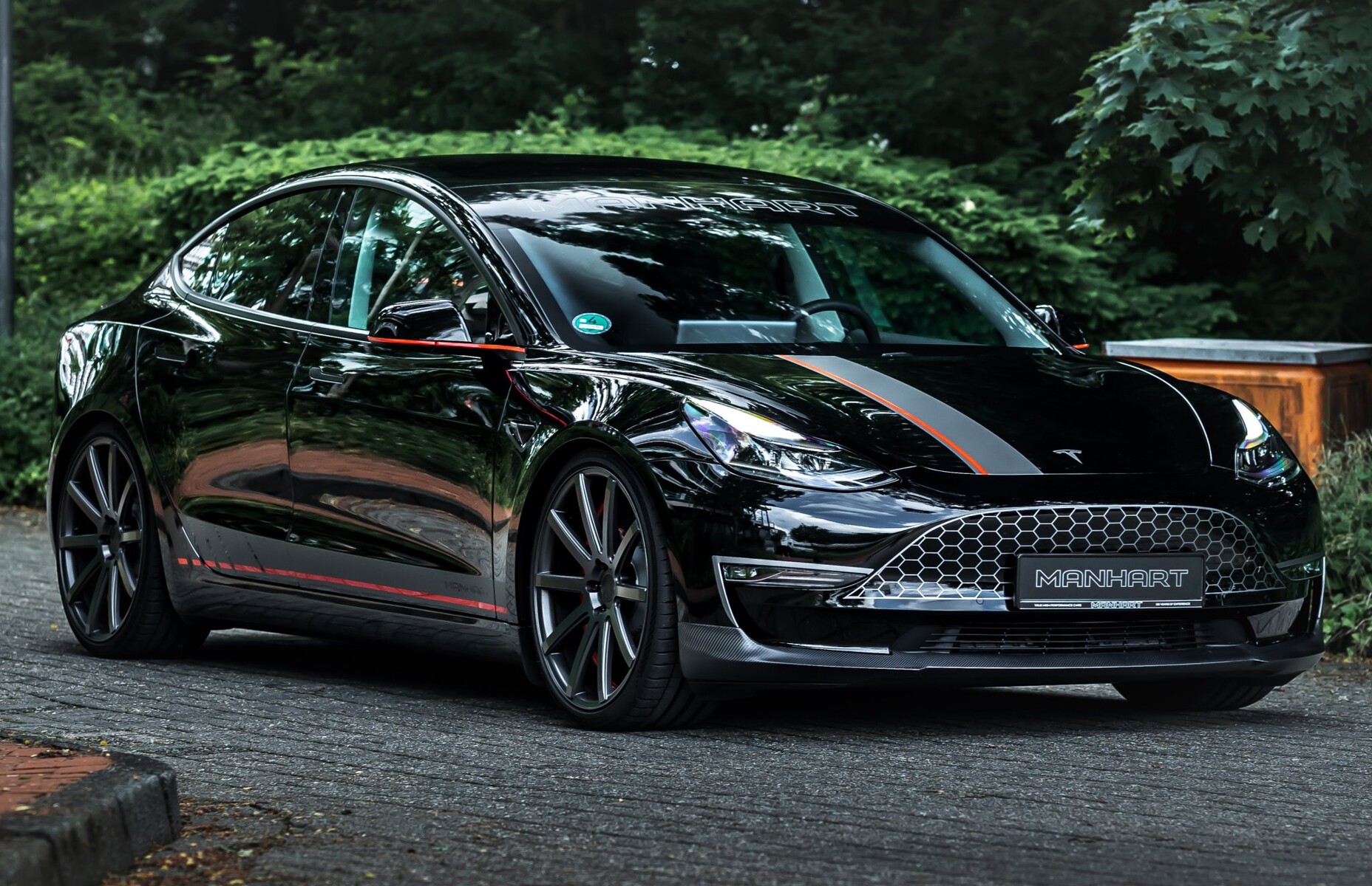 Una empresa alemana de tuning da al Tesla Model 3 Performance un ...