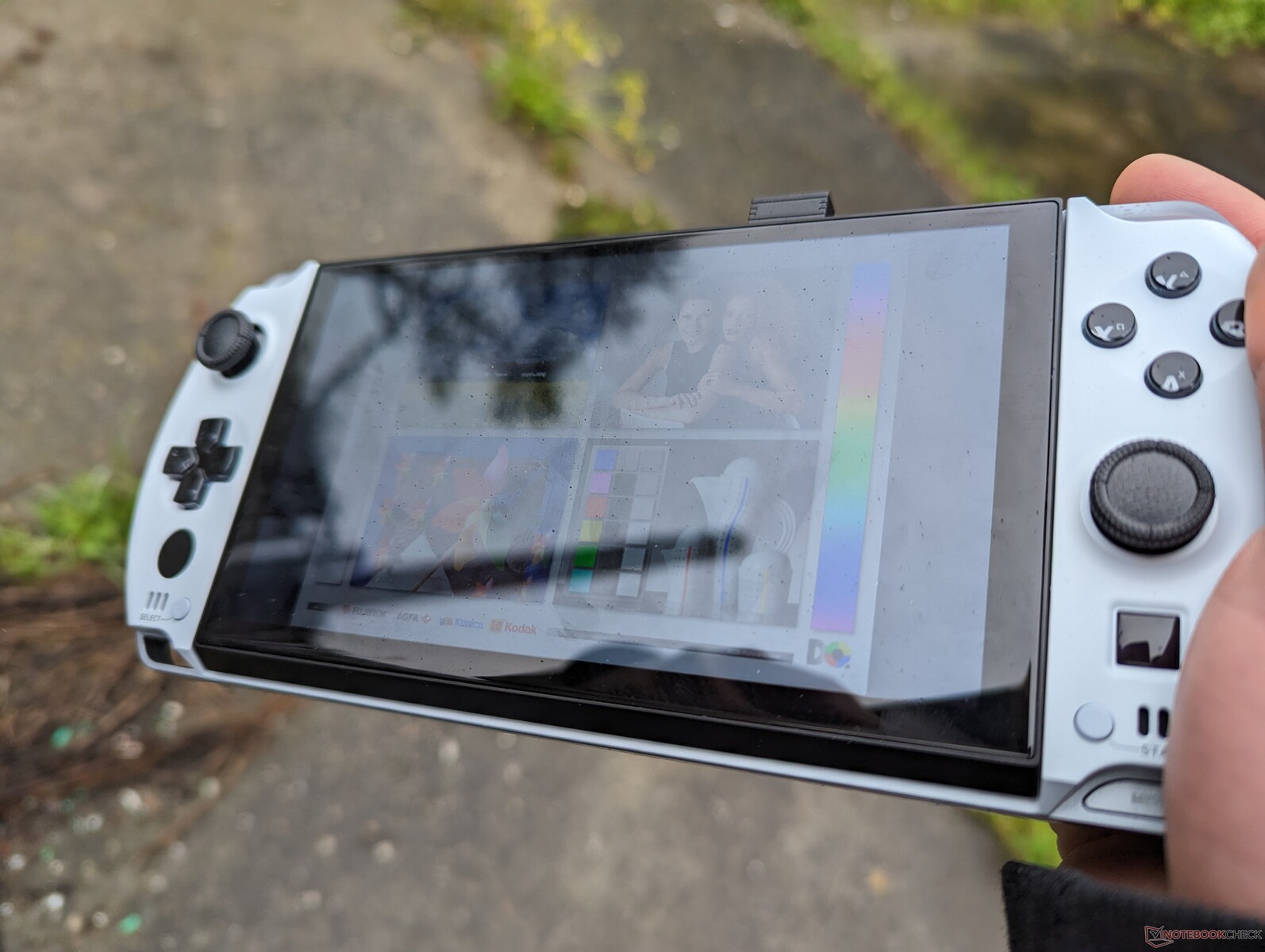 Análisis del PC de mano GPD Win 4: juegos a 1080p con Ryzen 7 en la ...