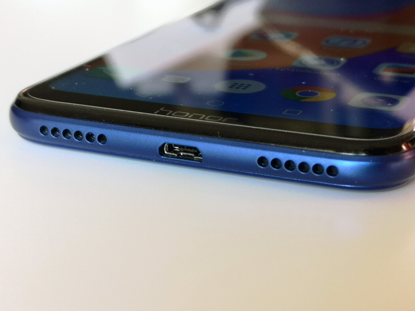 Review del Smartphone Honor 8A - Notebookcheck.org