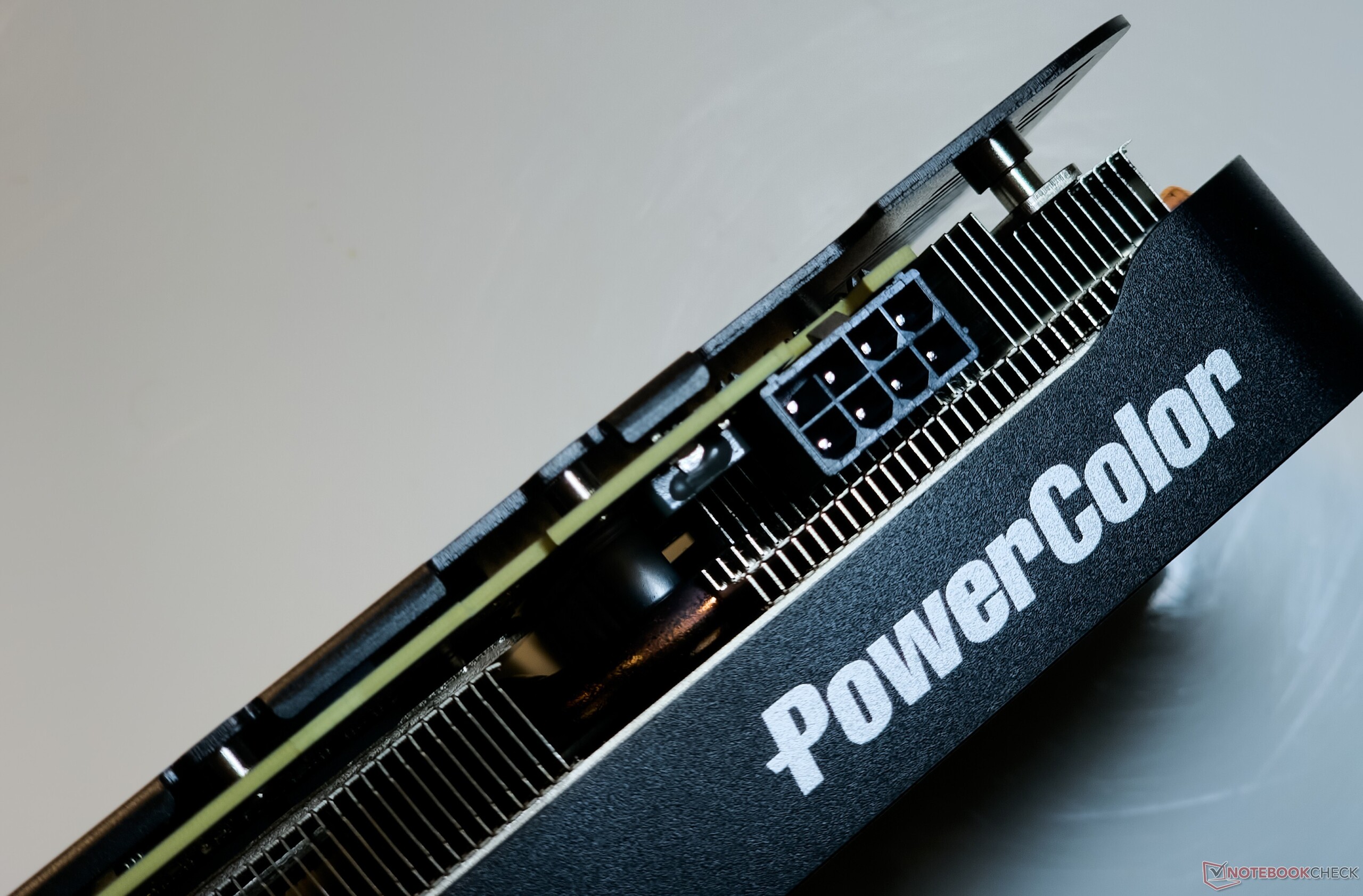 Reseña de la PowerColor Reaper AMD Radeon RX 9060 XT de 16 GB: un 7% ...