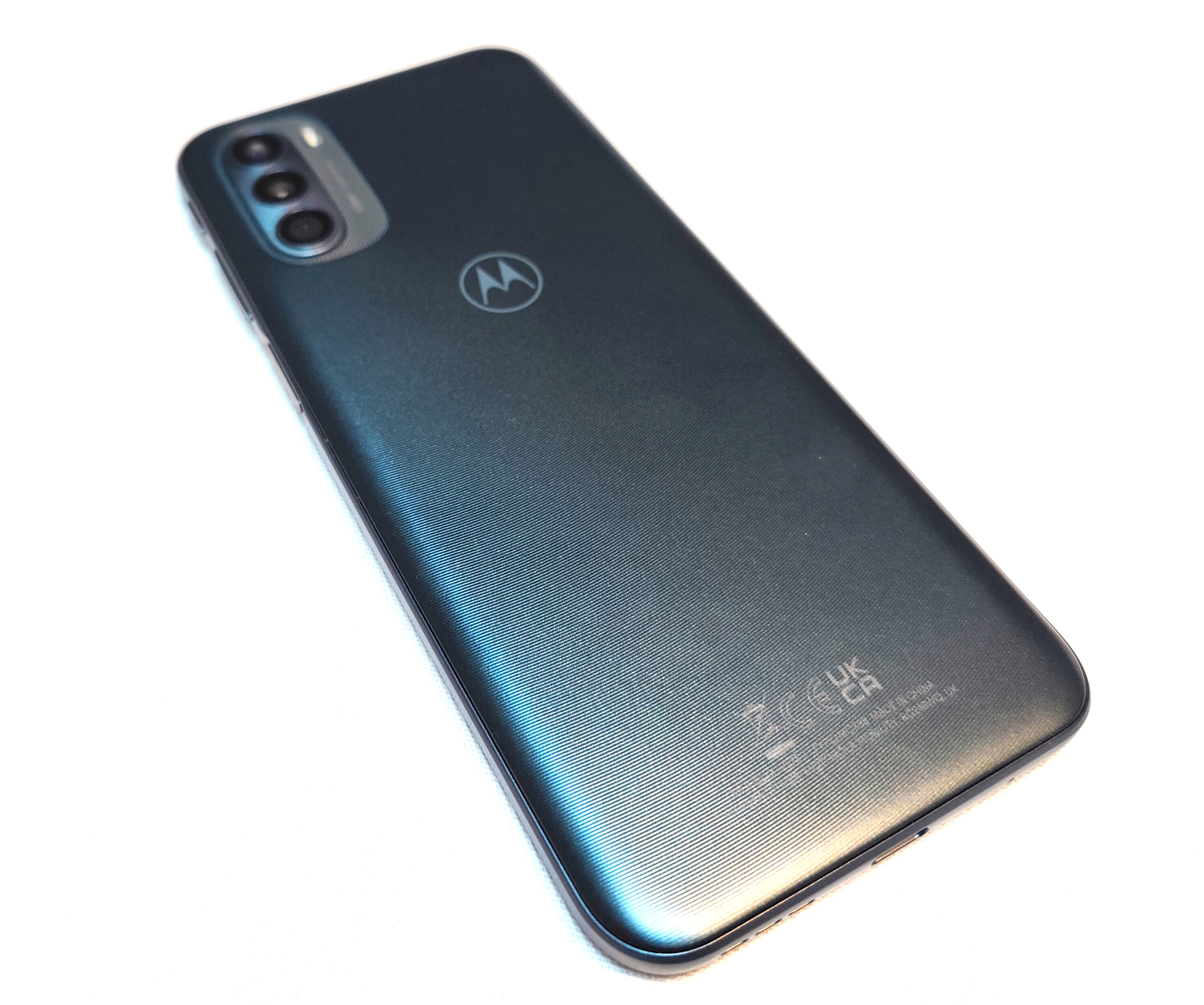 Análisis del smartphone Motorola Moto G31: Pantalla OLED a costa de ...